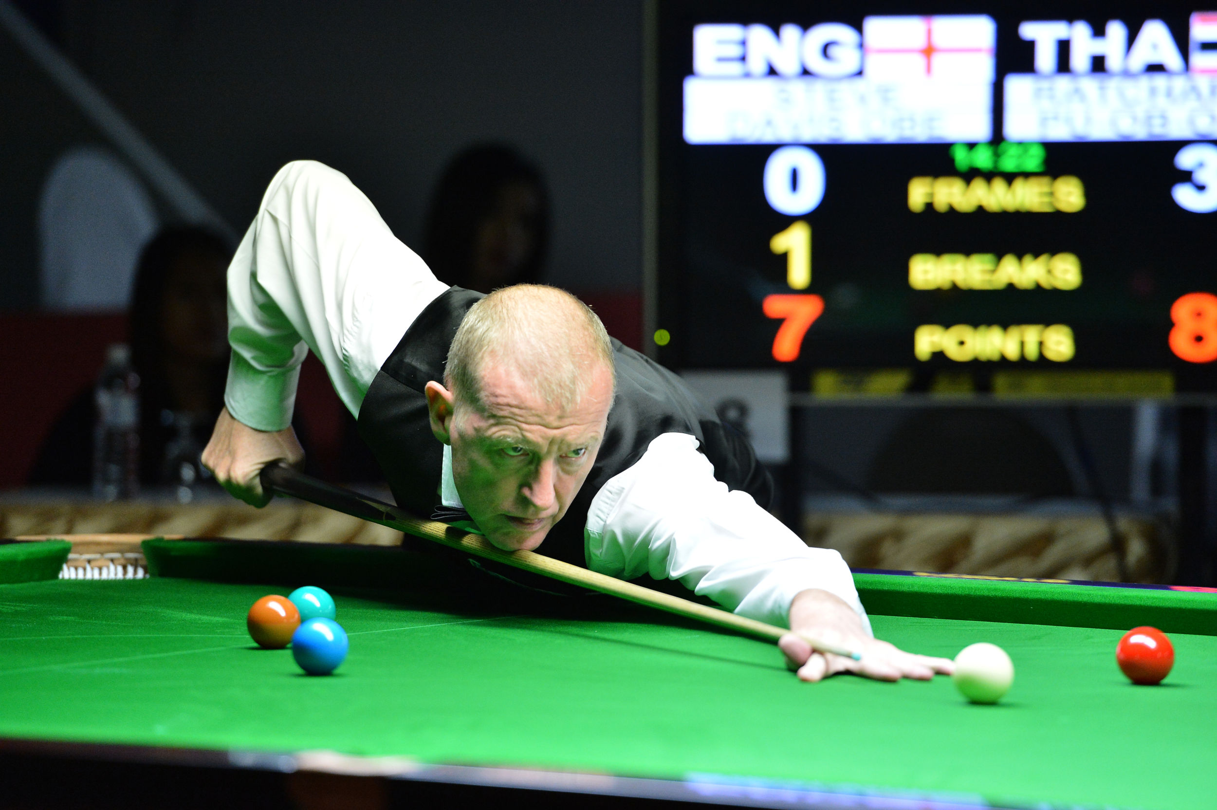 Book: Snooker: Play a Frame with a World Champion! - Gala Hospitality